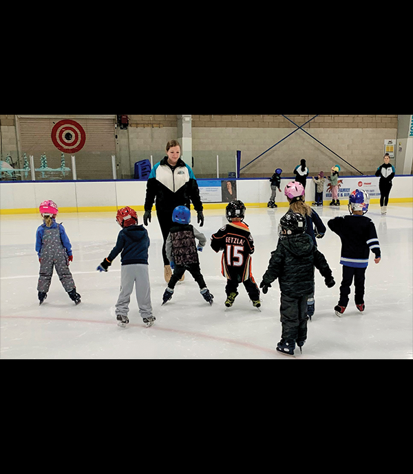 Learn to SKATE | Group & Private Lessons | Skatetown Ice Arena Roseville CA